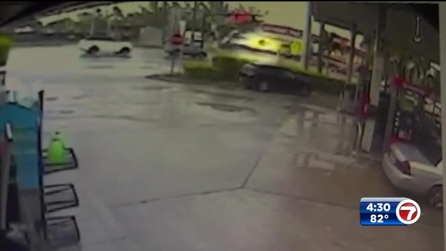 Video shows fatal Brightline crash in Oakland Park; witnesses share ...