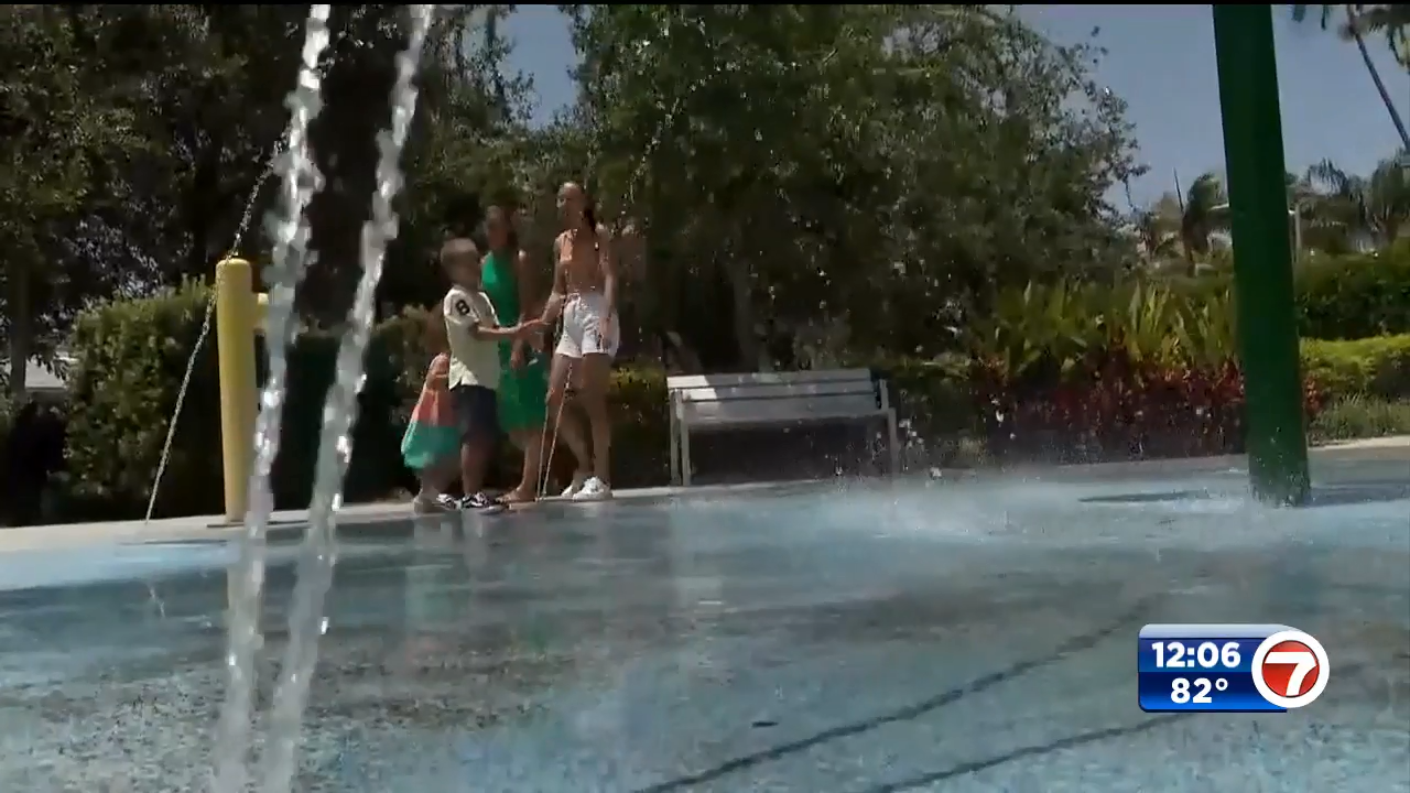 South Floridians find ways to cool off amid this summer’s extreme heat ...