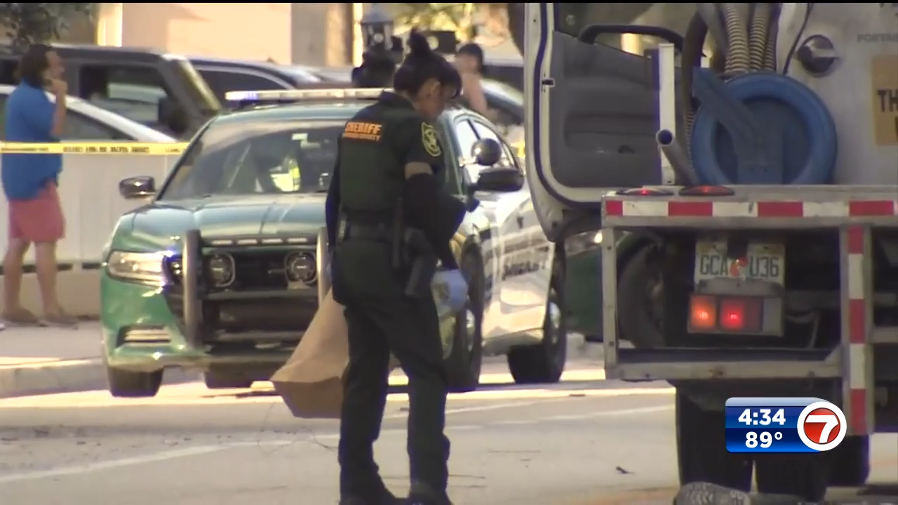 Sanitation worker struck by police cruiser in Pompano Beach dies - WSVN ...