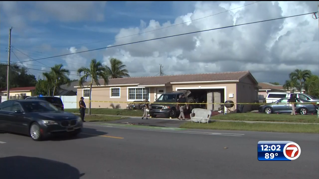 Police investigating after 2 shot, killed in Hollywood – WSVN 7News ... Police investigating after 2 shot, killed in Hollywood – WSVN 7News ...