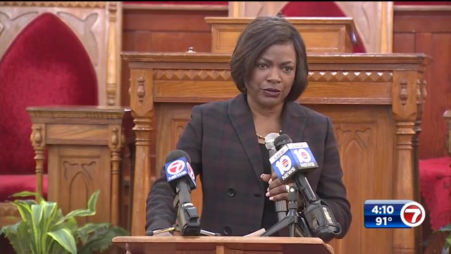 Demings fires up campaign at Coconut Grove, Doral stops; sources say ...