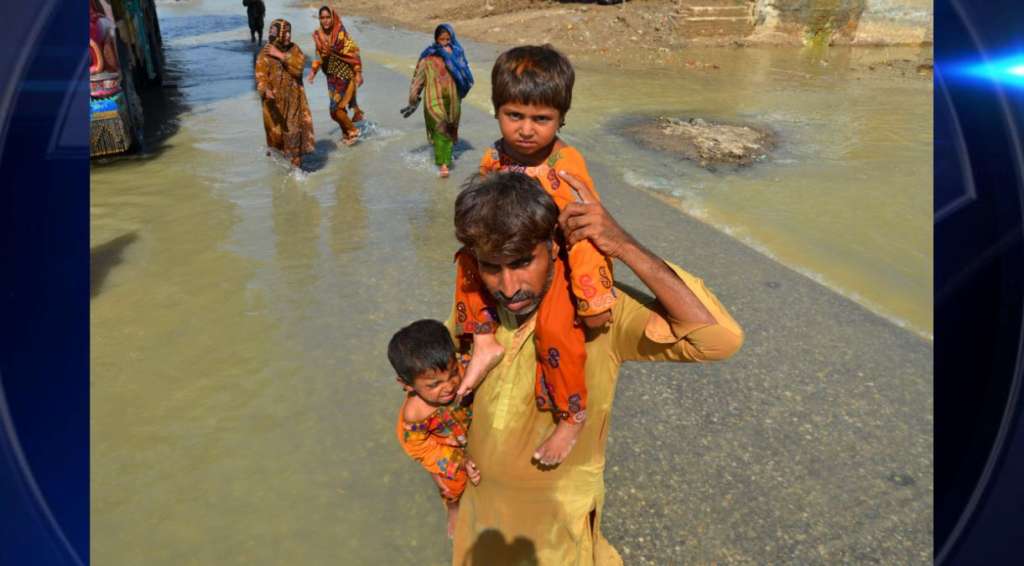 Hundreds of children among 1,000 people killed by Pakistan monsoon ... Hundreds of children among 1,000 people killed by Pakistan monsoon ...