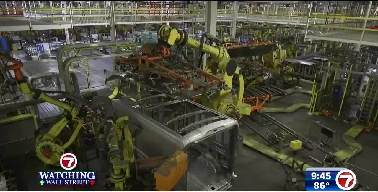 Ford cutting 3,000 corporate jobs as part of its shift to EVs - WSVN ...