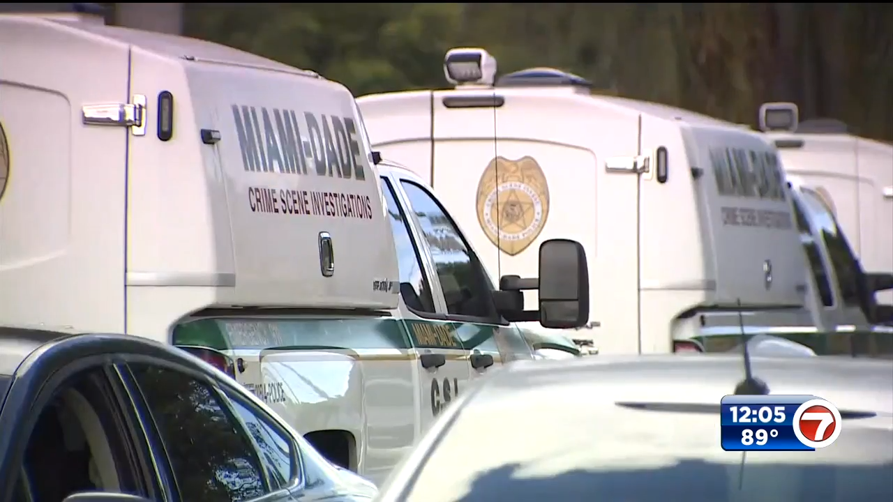 Police arrest man accused of stabbing 2 MDPD officers in NW Miami-Dade ...