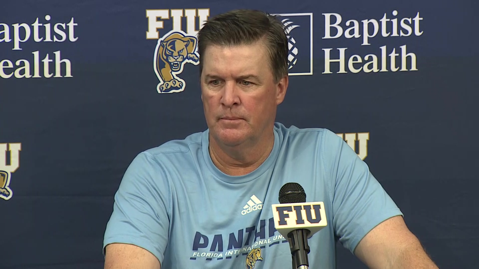 FIU extends coach Mike MacIntyre through 2027 season - WSVN 7News ...