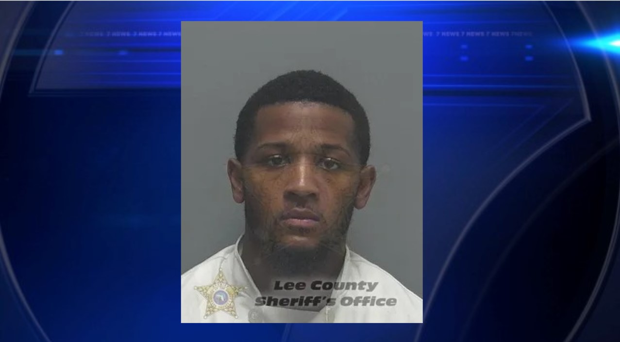 Former prison guard sentenced in drug smuggling scheme - WSVN 7News ...