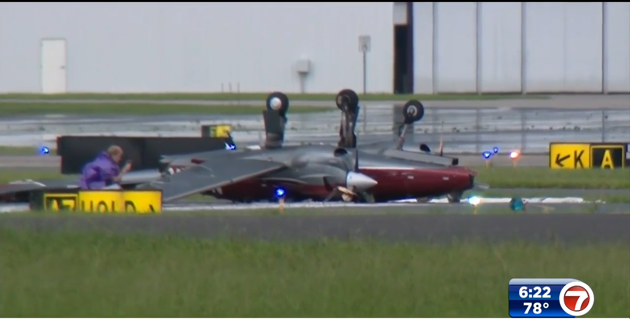 2 planes flip over on Orlando Executive Airport runway, killing 1 ...