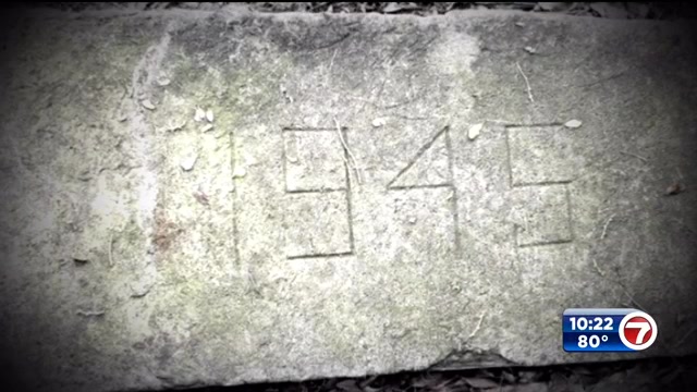 Grave Mystery: Who may be buried in backyard of historic Coconut Grove ...
