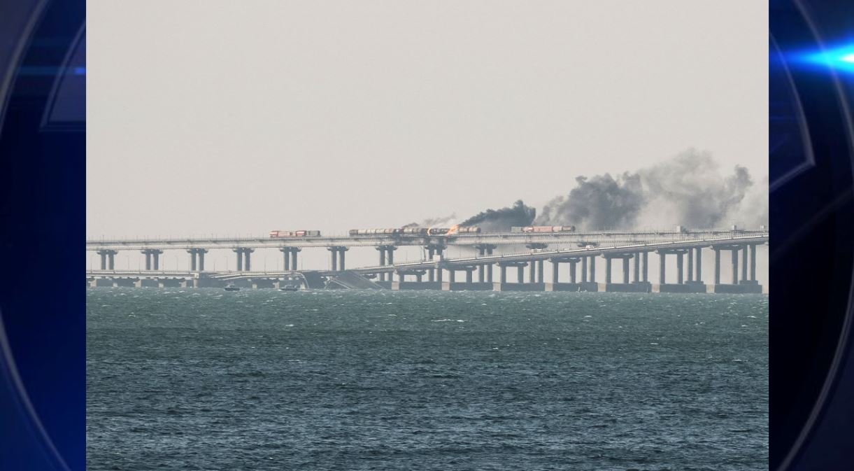 Massive blast cripples parts of Crimea-Russia bridge, in blow to Putin’s war effort - WSVN 7News ...