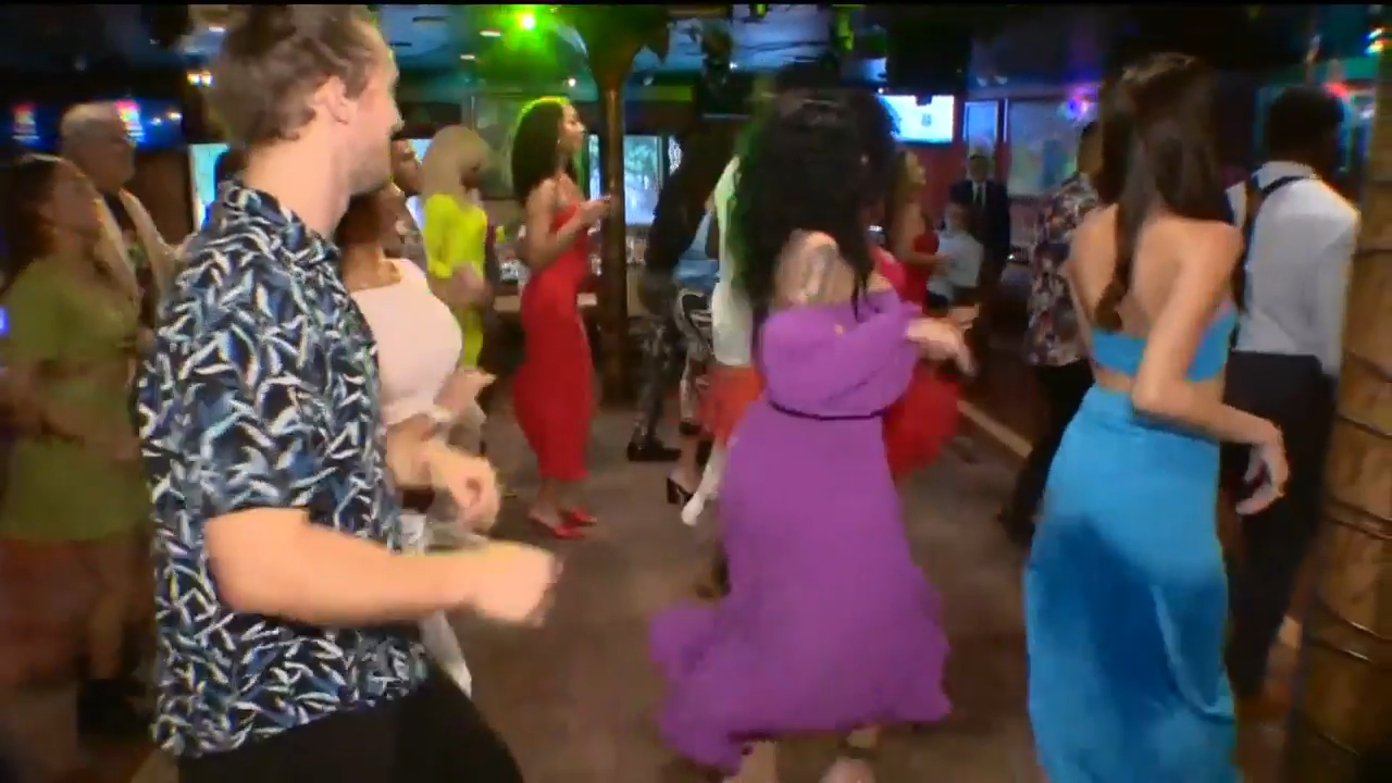Get Your Groove On At Mangos Tropical Cafe South Beach With Salsa And