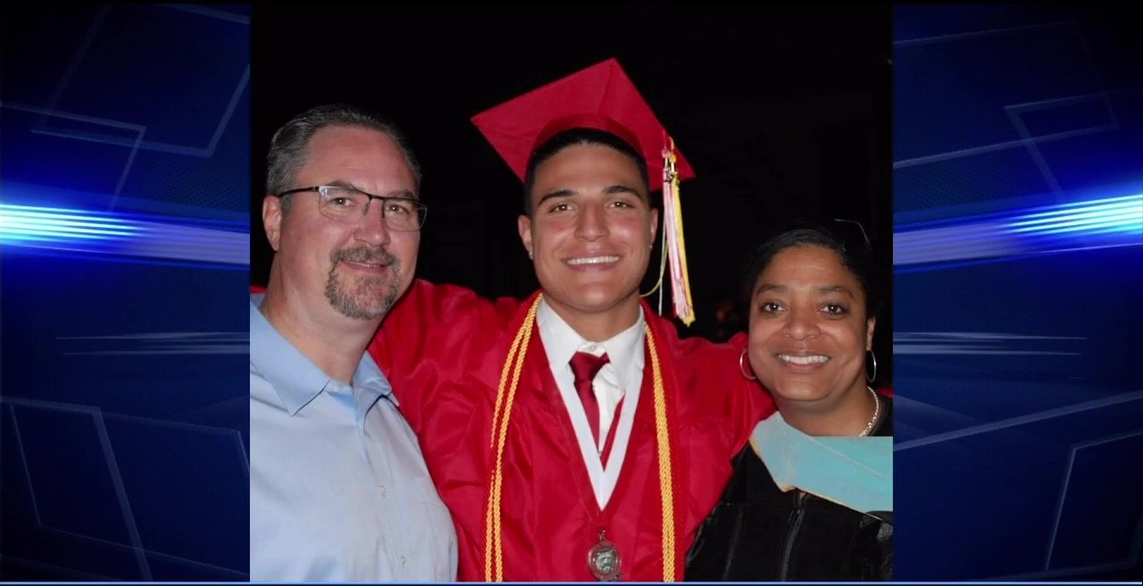 Dolphins linebacker Jaelan Phillips credits love of music to his world ...