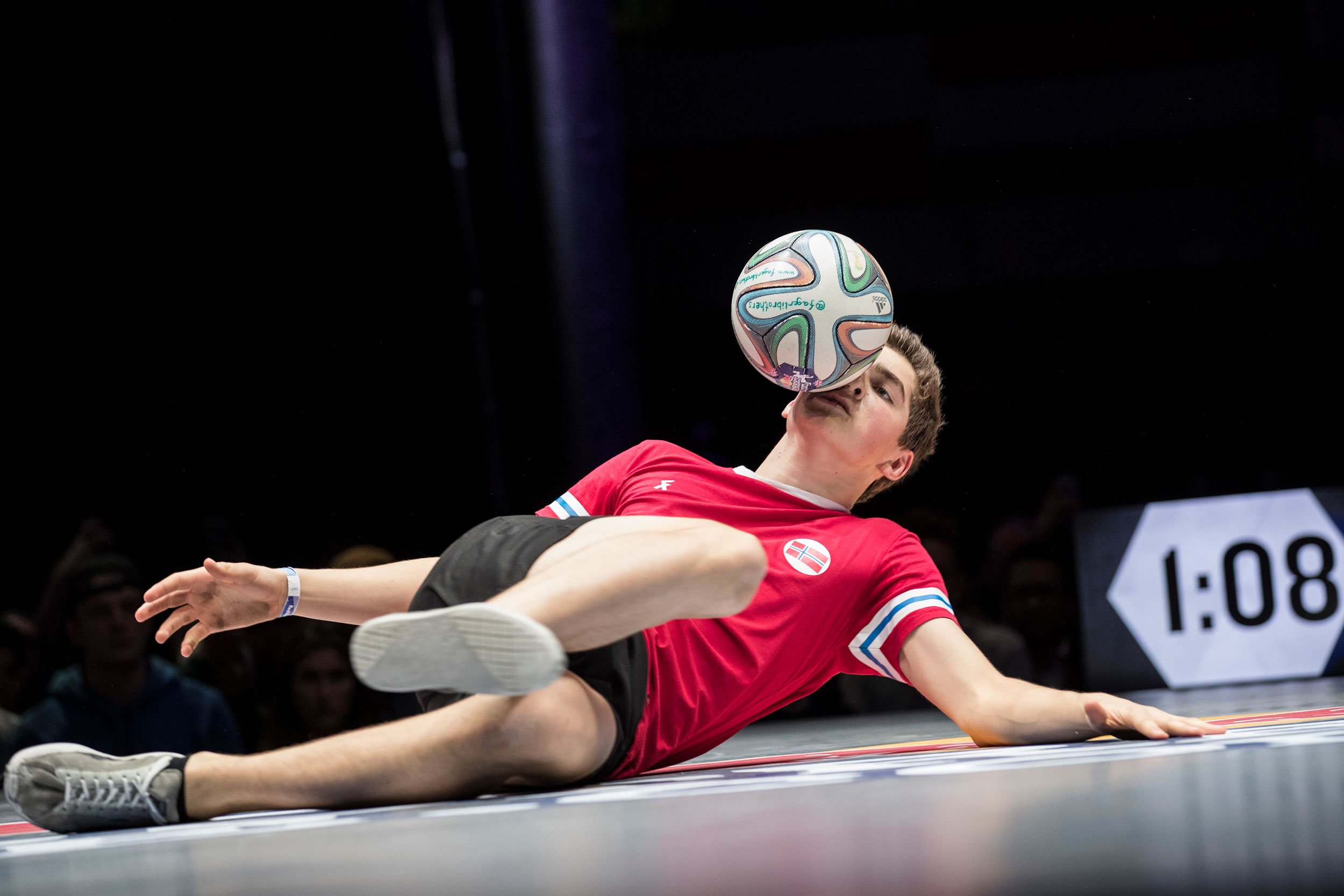 Erlend Fagerli: Freestyle football great aiming to make history at 2022 ...