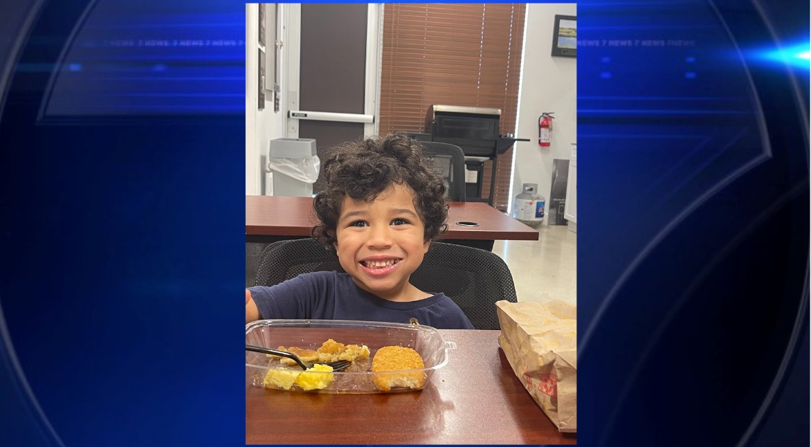 BSO locate parents of child found wandering alone in West Park - WSVN ...