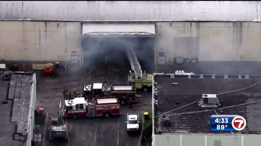 Fire breaks out at warehouse in Pembroke Park – WSVN 7News | Miami News ...