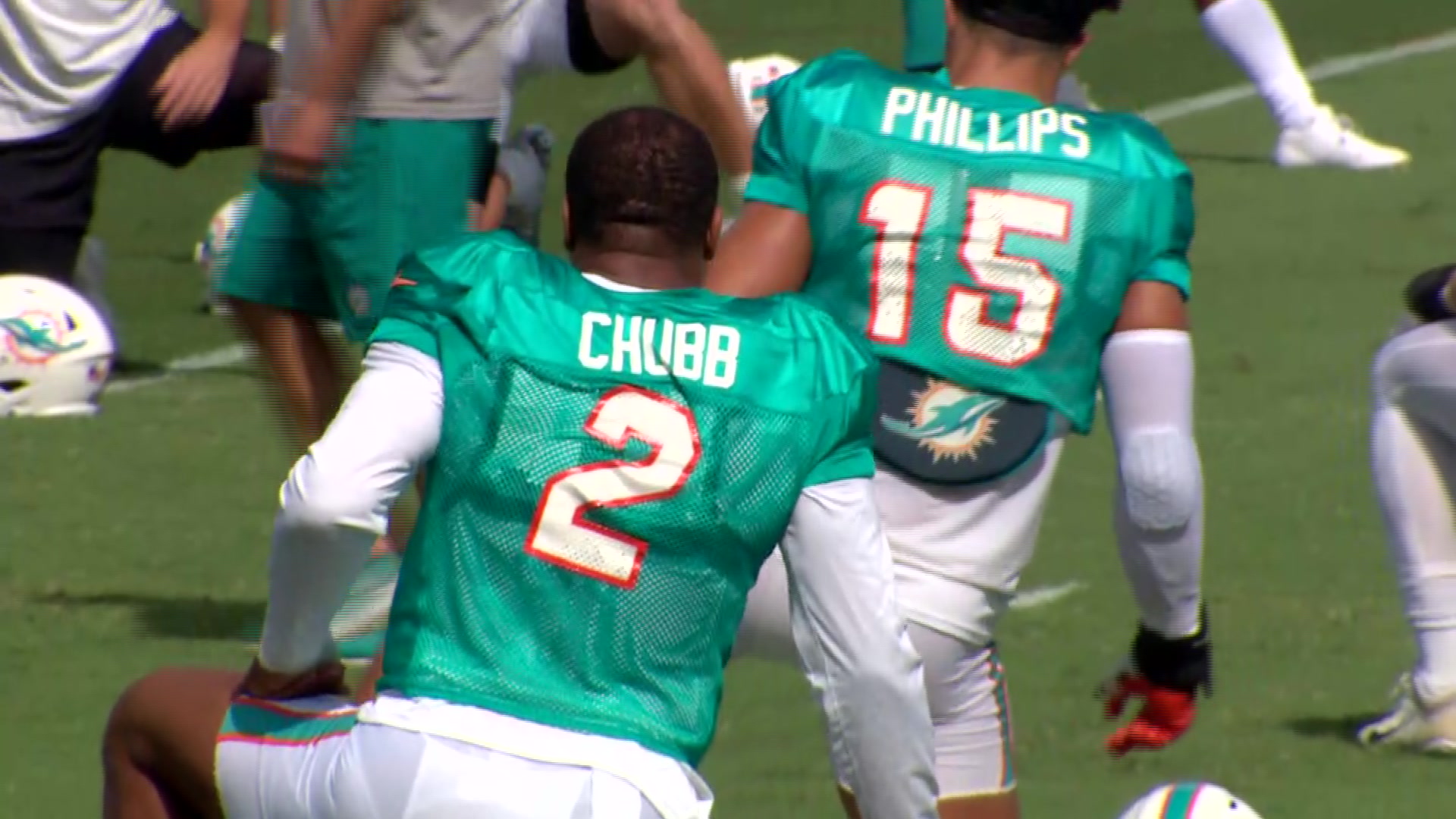 AP source: Dolphins, Bradley Chubb agree on 5-year extension - WSVN ...