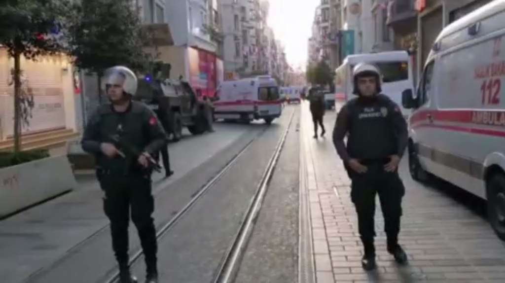 Bomb rocks avenue in heart of Istanbul; 6 dead, dozens hurt – WSVN ...