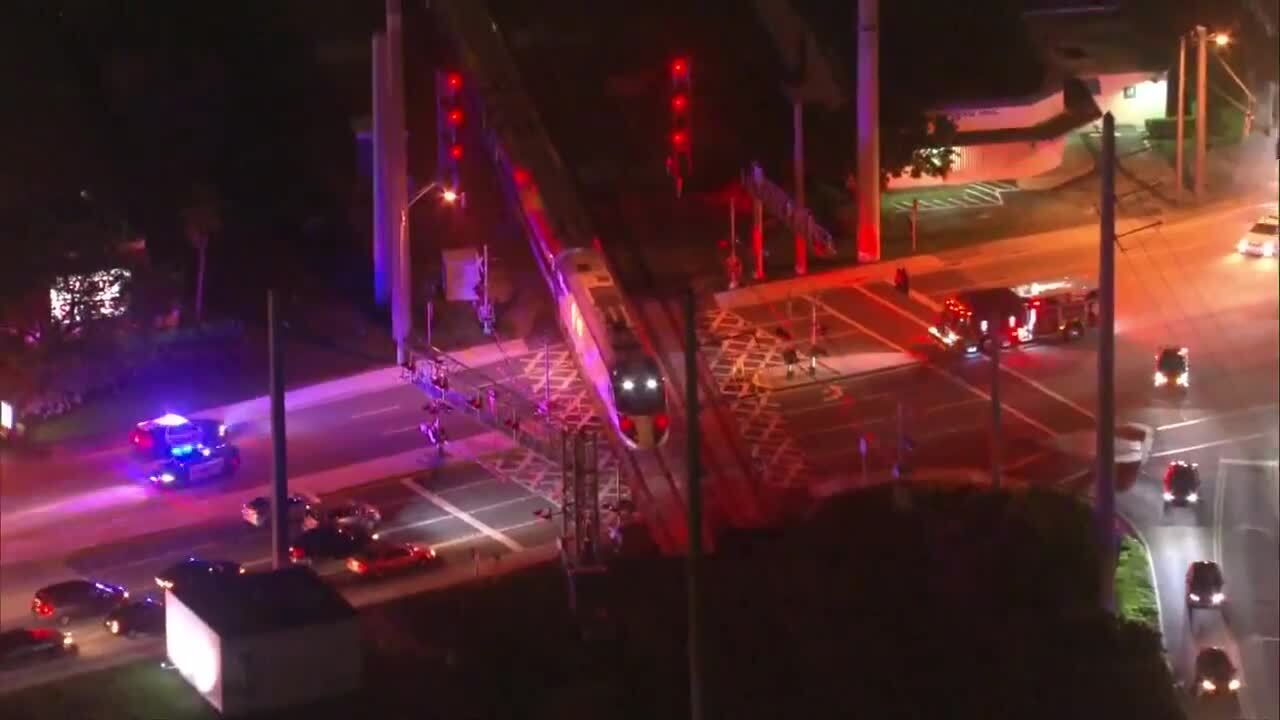 Pedestrian hit by Brightline train in Dania Beach - WSVN 7News | Miami ...