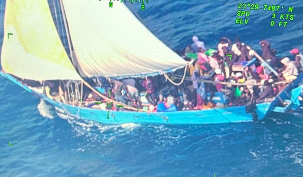 Coast Guard crew stops 217 Haitian migrants on overloaded boat near ...