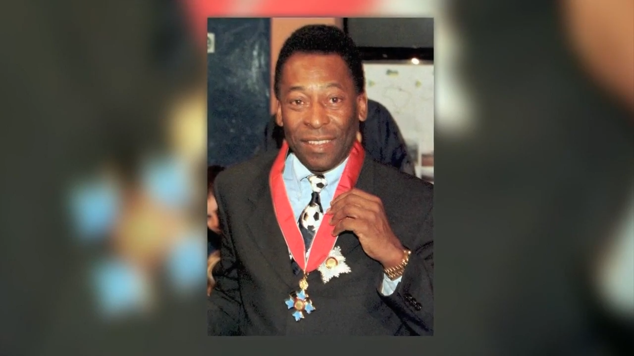 Pelé, Brazil’s mighty king of ‘beautiful game,’ has died - WSVN 7News ...