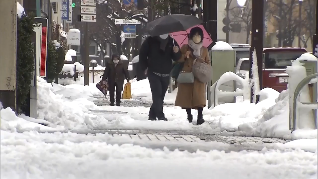 Heavy snow in Japan leaves 17 dead, dozens injured – WSVN 7News | Miami ...