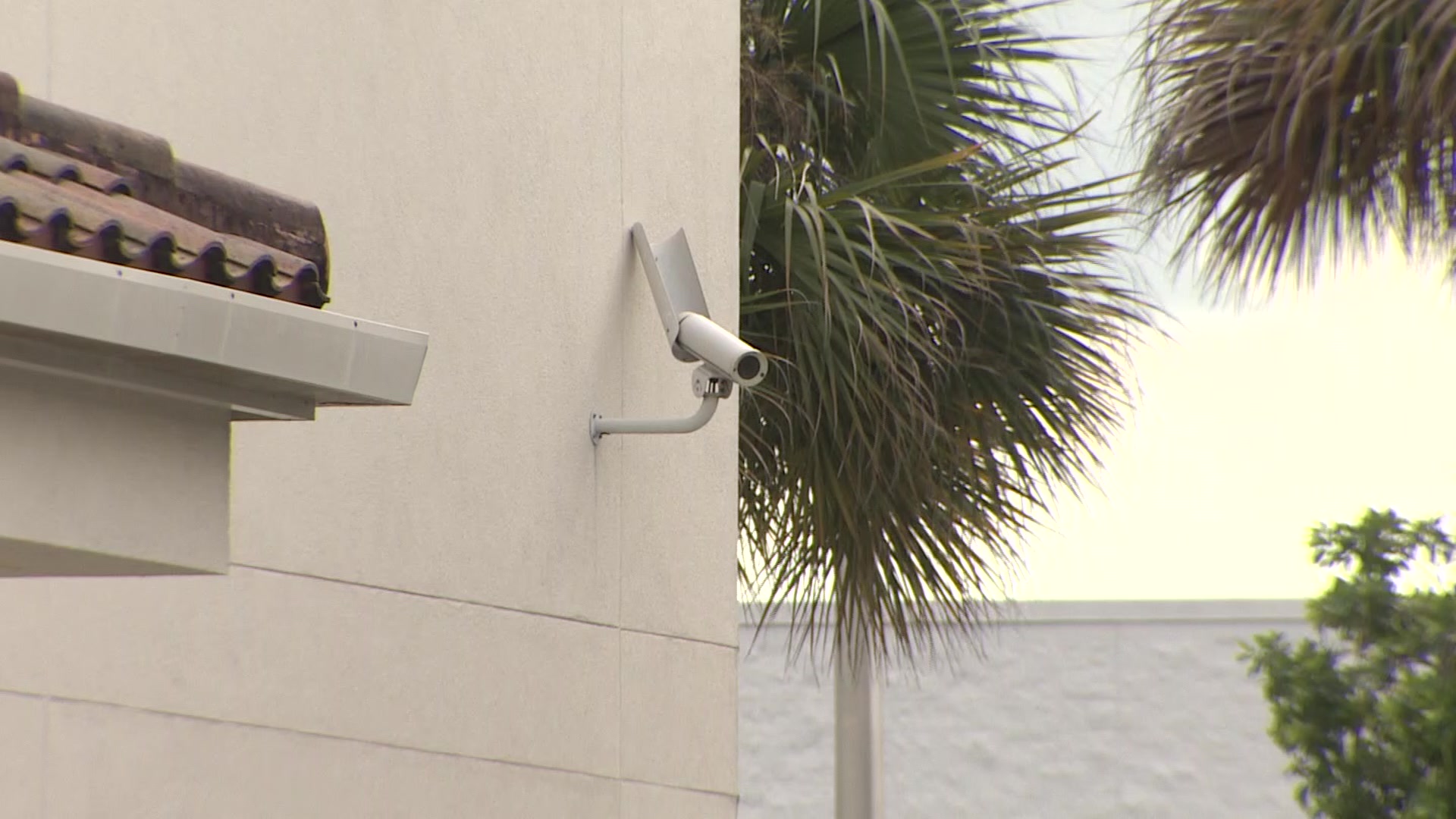 221209 GENERIC SURVEILLANCE CAMERA – WSVN 7News | Miami News, Weather ...