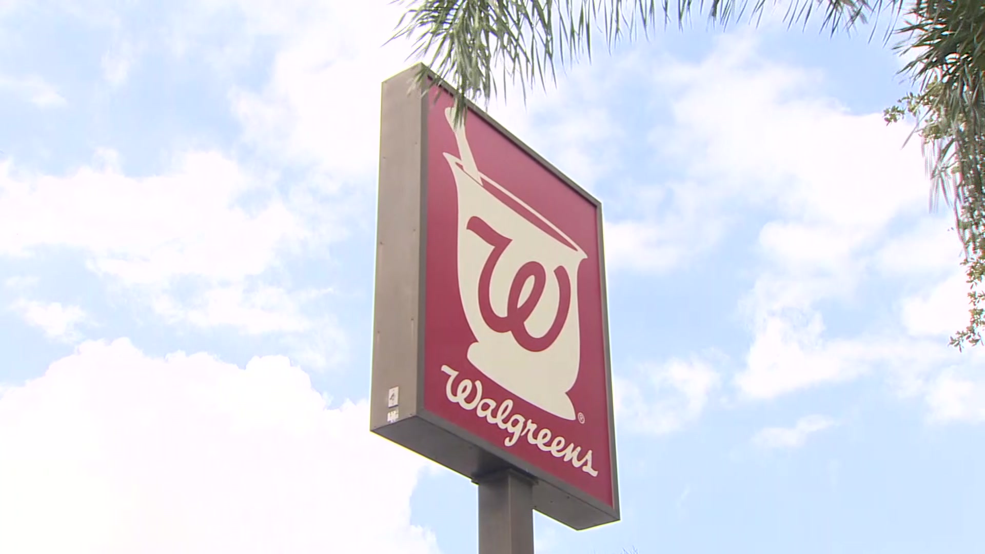 Walgreens will close a ‘significant’ number of its 8,600 US locations ...