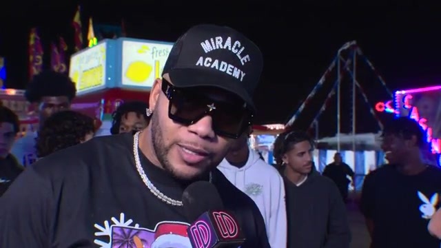 Flo Rida takes groups of children out for Friday night fun at Santa’s ...