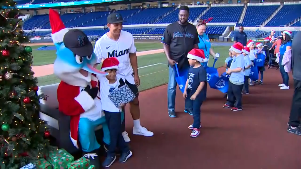 Miami Marlins foundation holds holiday event in Miami – WSVN 7News ...