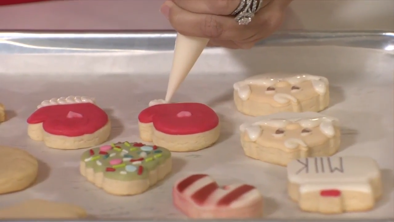 Enjoy some holiday coquito and custom-made cookies with Desserts for ...