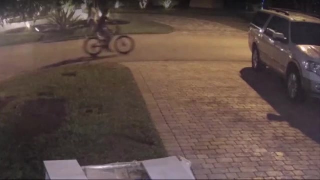 Video shows victims, bicyclist in attempted abduction of 3 girls in ...