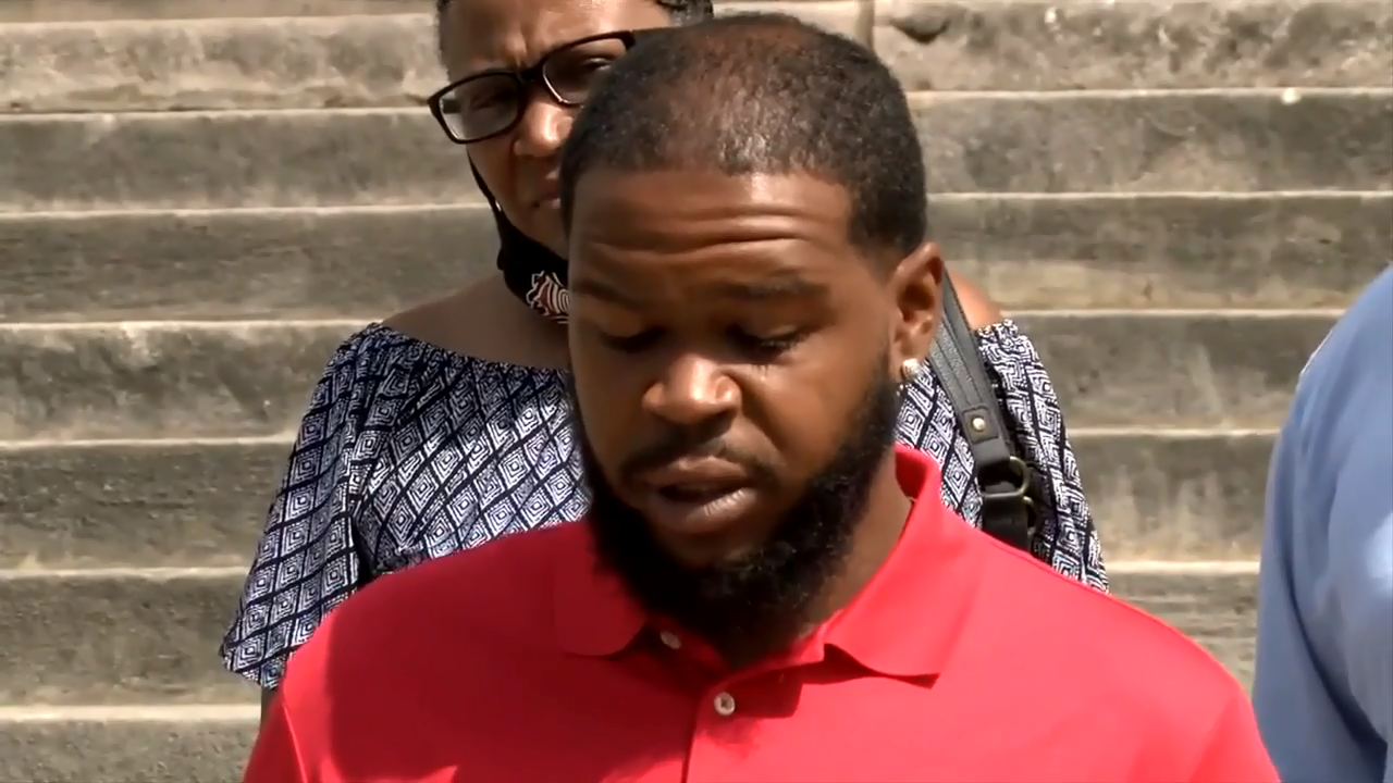 Breonna Taylor’s boyfriend settles lawsuits over shooting - WSVN 7News ...