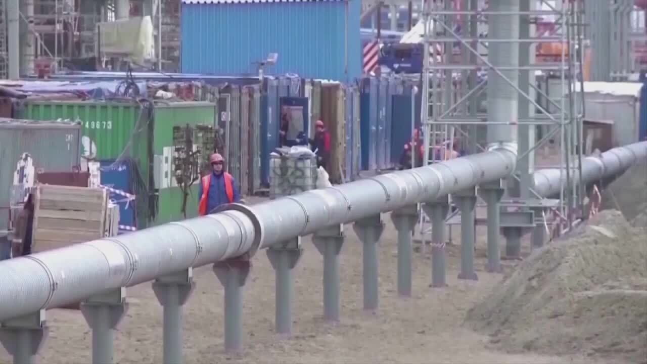 Russian oil cap begins, trying to pressure Putin on Ukraine - WSVN ...