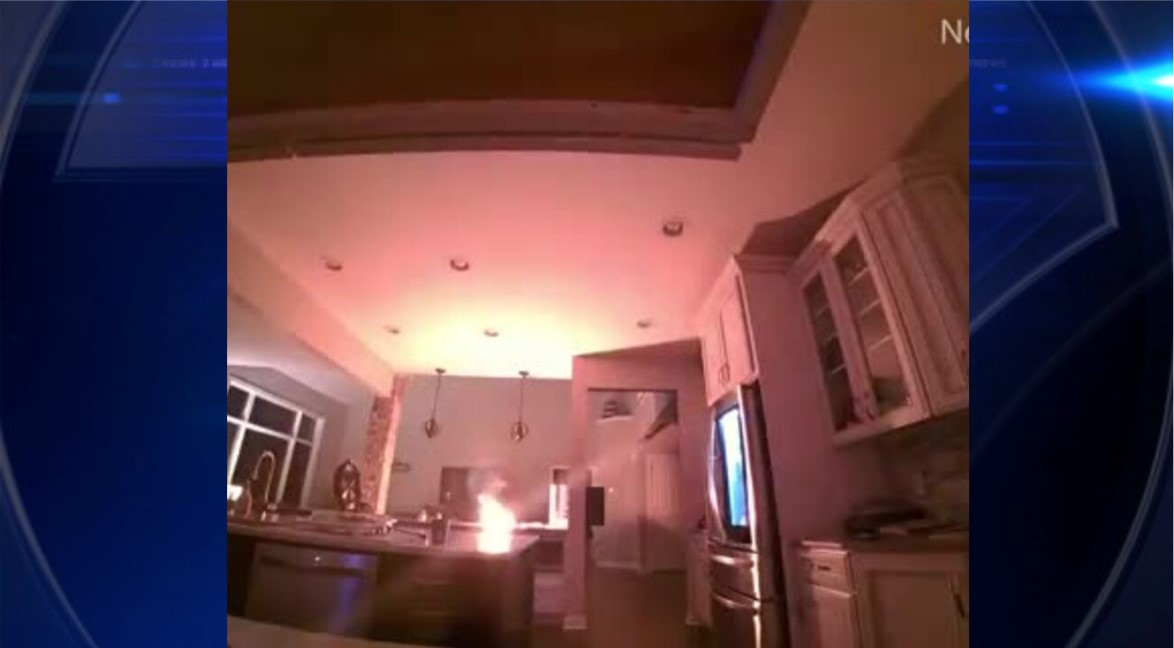 iPhone bursts into flames while charging in Ohio kitchen - WSVN 7News ...