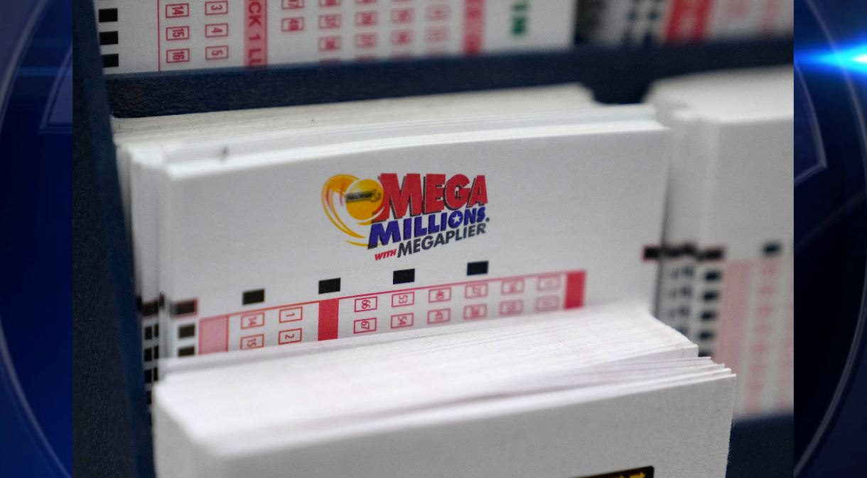 Mega Millions Jackpot Tops 1 Billion After Fridays Drawing Yields No