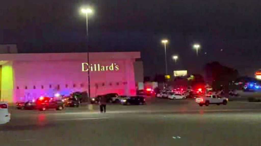 Texas mall shooting started as fight between groups – WSVN 7News ...