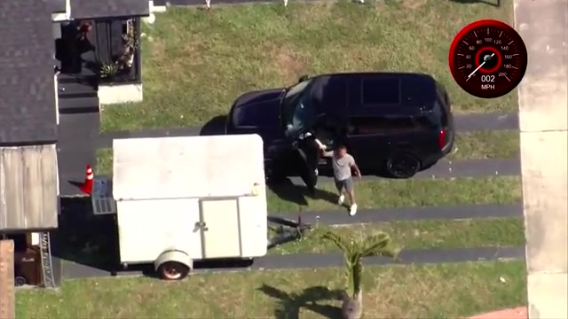 Man surrenders peacefully after Turnpike pursuit ends in SWAT standoff at Hialeah home – WSVN ...