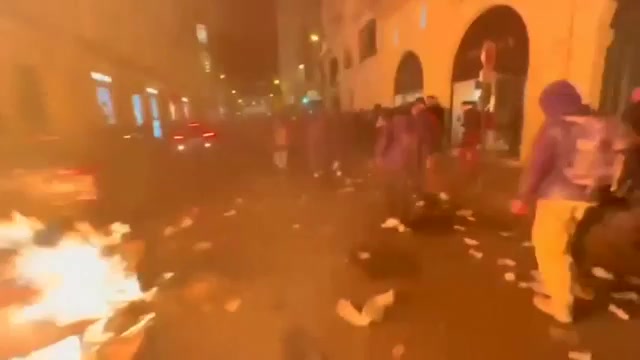 French protesters march past garbage piles, resisting Macron - WSVN ...