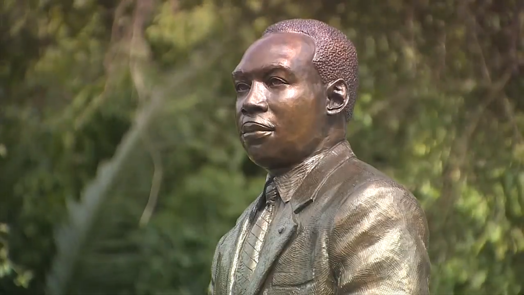 North Miami Beach unveils Martin Luther King statue – WSVN 7News ...