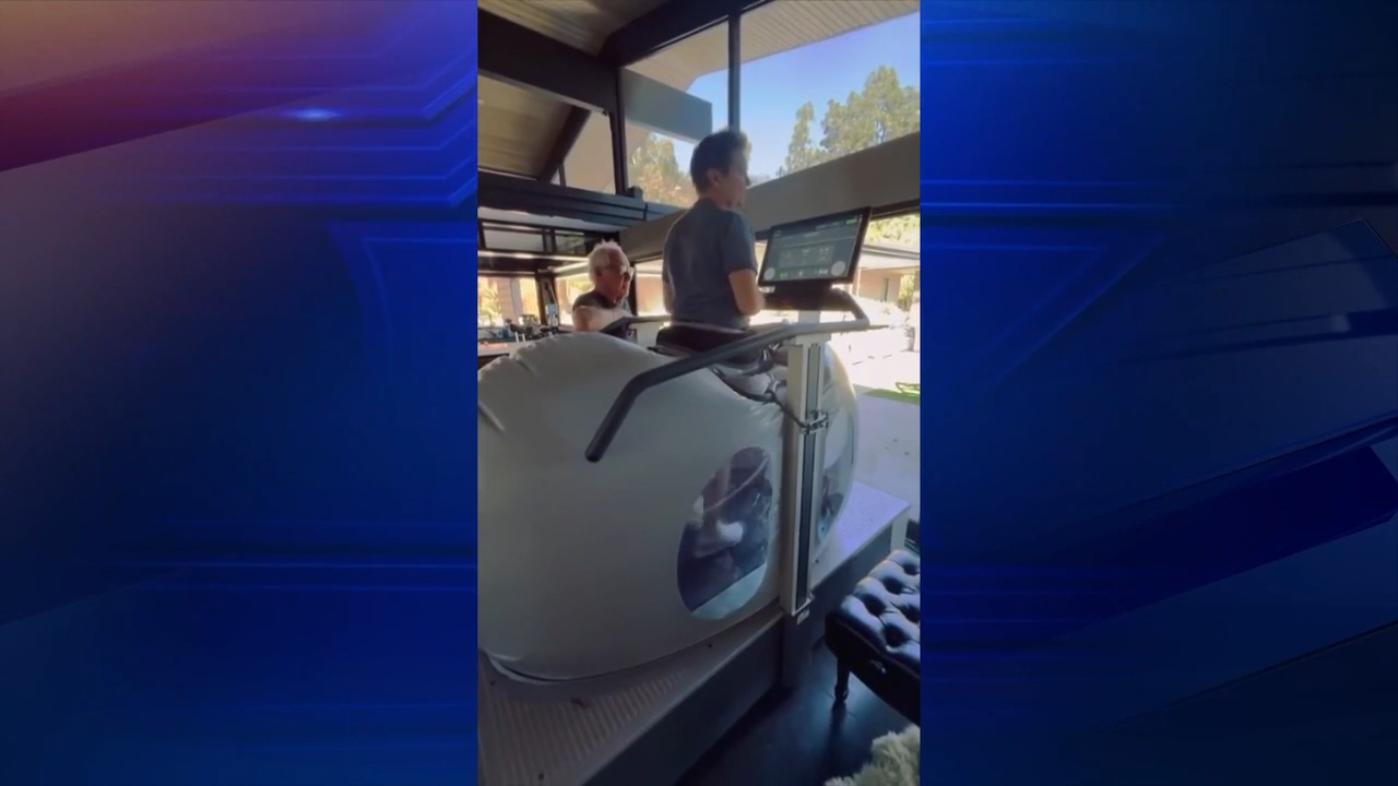 Jeremy Renner shows off strides in recovery on treadmill - WSVN 7News ...