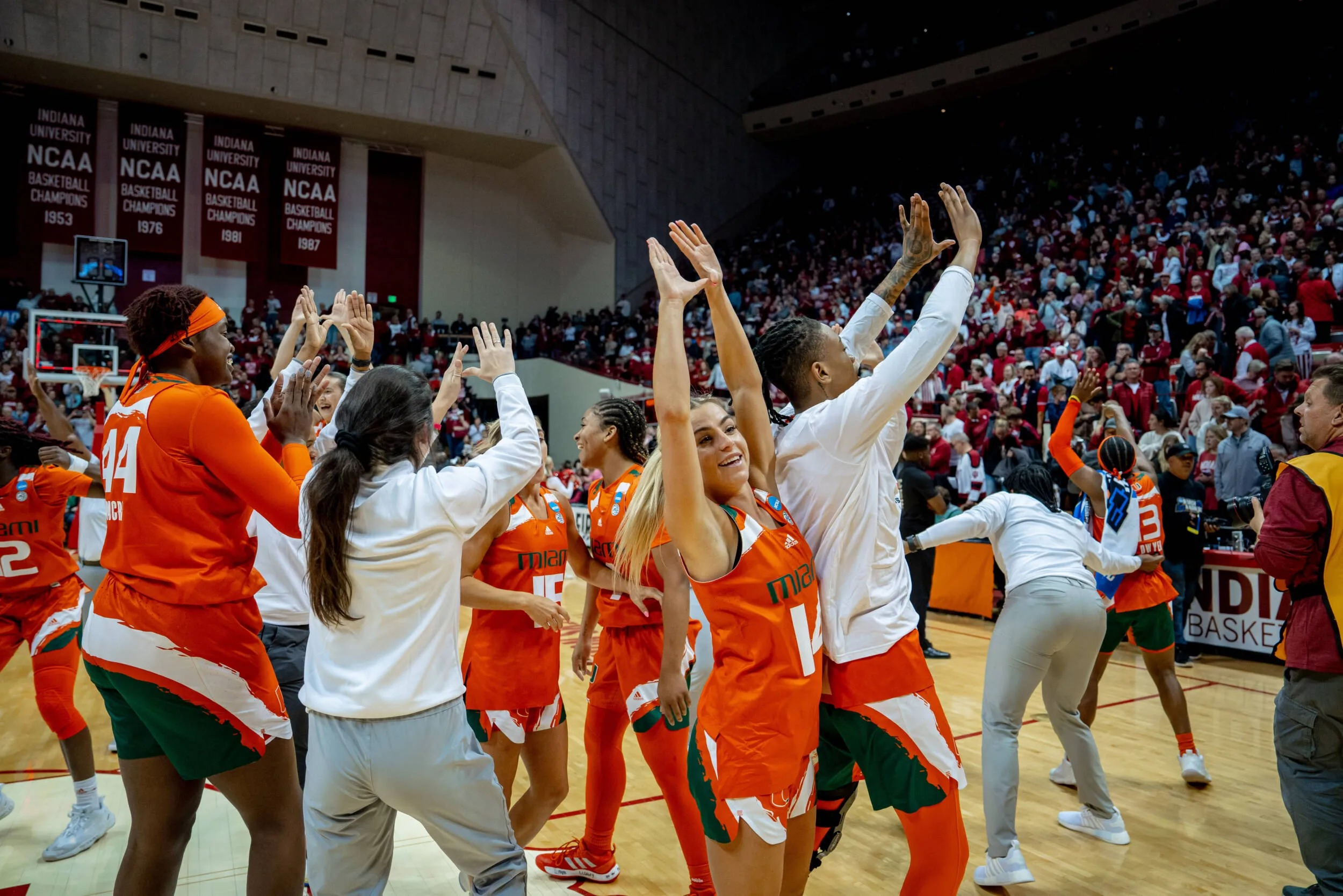 Cavinder twins reach March Madness Sweet 16 after transfer - WSVN 7News ...