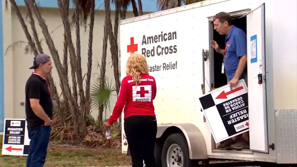 American Red Cross sets up shelter in Fort Lauderdale for those ...