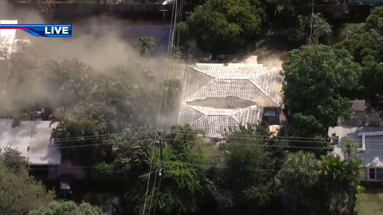 Fire crews work to put out house fire in Fort Lauderdale as flooded ... Fire crews work to put out house fire in Fort Lauderdale as flooded ...
