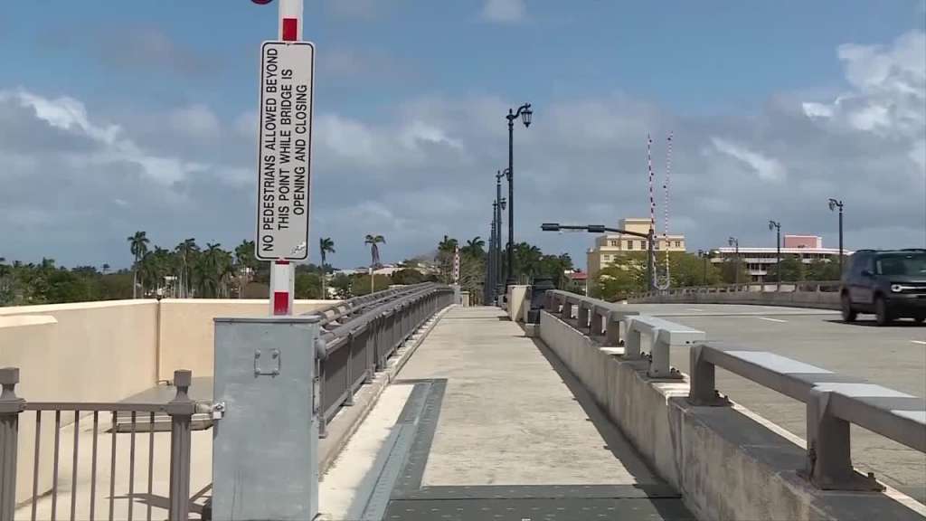 911 calls released after woman escapes from underneath drawbridge in ...
