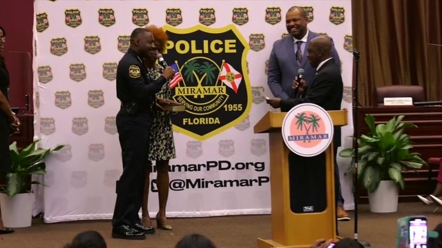 South Florida law enforcement vet Delrish Moss sworn in as Miramar ...