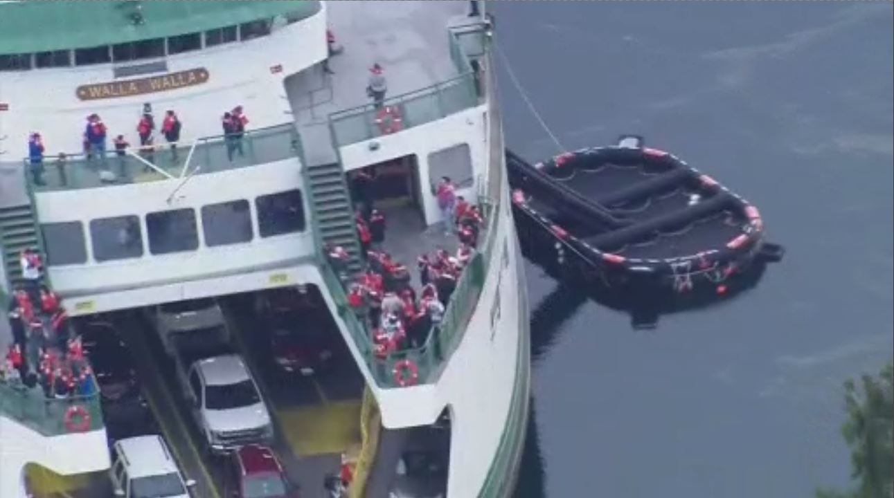 Ferry runs aground near Seattle; no injuries reported - WSVN 7News ...