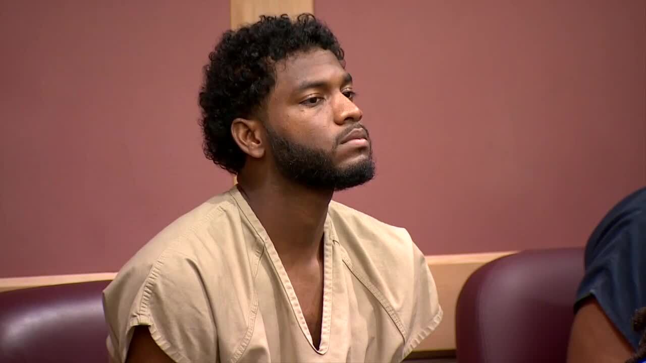 Miramar Police officer accused of kidnapping, choking girlfriend - WSVN ...