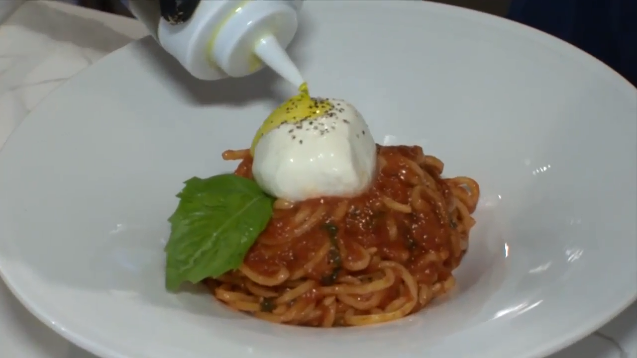 New SoFlo eatery Okeydokey Miami revamps food hall dining - WSVN 7News ...