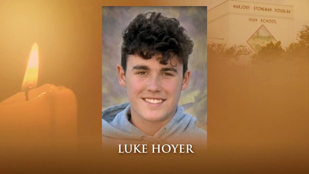 Loved ones honor Parkland school shooting victim in boutique closet ...