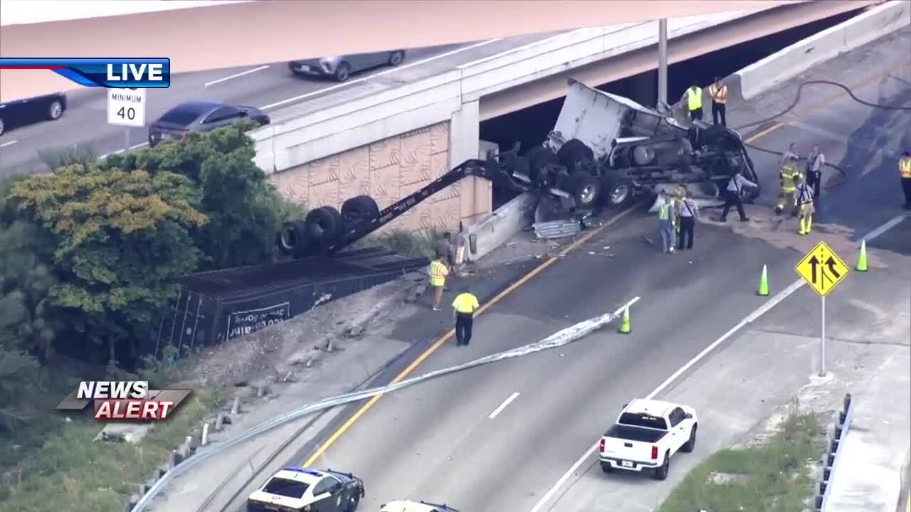 SR 836 ramp to NB Palmetto reopens following tractor-trailer crash ...