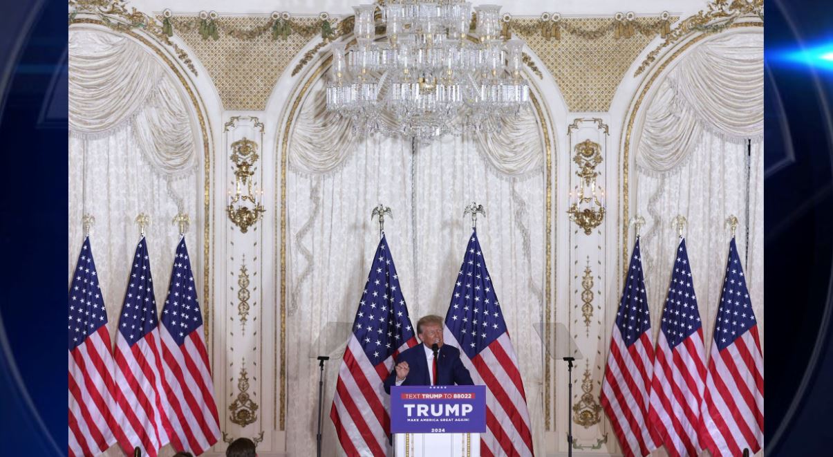 Washington Post: Trump employees moved boxes day before DOJ went to Mar ...